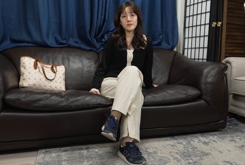 [视频] A&F 056-美女Lizi展示性感的脚丫子-章鱼资源网